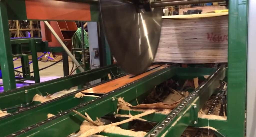 Save Time & Space with the Versatile Veneer Saw System